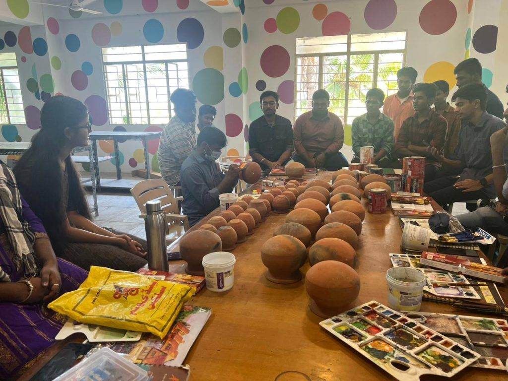 Pot Painting Workshop – Papni School of Fine Arts