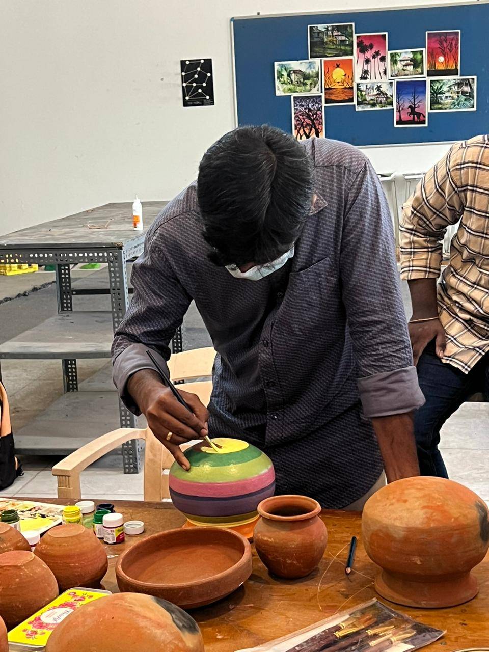 Pot Painting Workshop – Papni School of Fine Arts