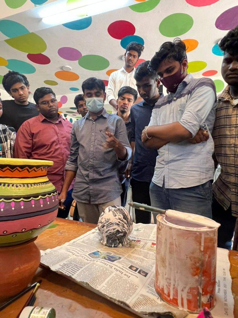 Pot Painting Workshop – Papni School of Fine Arts